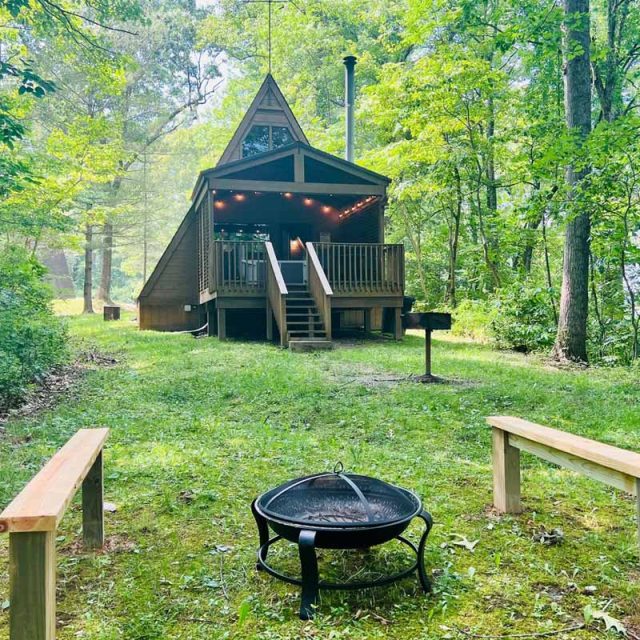 Romantic Hideaway Cabin - Ohio's Romantic Cabins